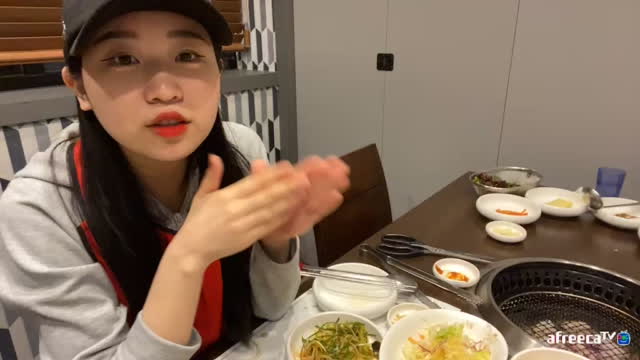 다츠 본가 부모님과 저녁먹방 ㅎㅅㅎ | SOOP VOD