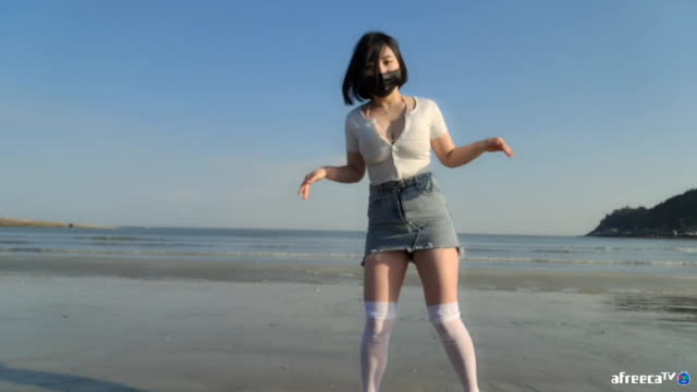 클립 을왕리해수욕장 레전드 비키니 입수후 먹방 독사파x엄삼용 아프리카tv Vod