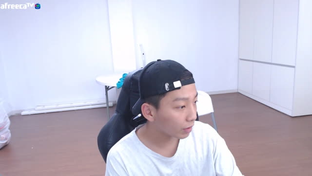 갓엔터 X삭은갓성은 짭구 난아 드록바 와이퍼 아프리카