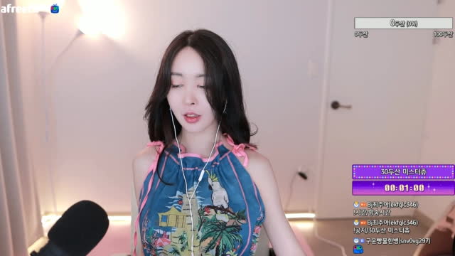 ♡신입여캠♡ 예쁘미철철 | SOOP VOD