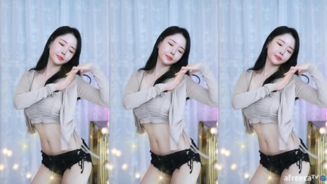 클립 신입여캠 뀨 ~~♥ 갓제작7777♥ 갓지혜2952♥ 갓구팬1800♥ 갓통키1179♥ 합동백두산