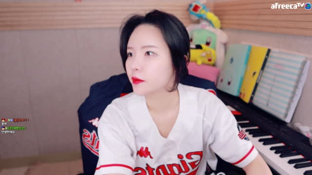 롯데vs삼성 롯데편파서울이 낳은 롯데의 딸 꽃겨울입니다 어제에 이어서 1프로씩 아프리카tv Vod