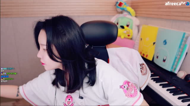 롯데vs키움 롯데편파서울이 낳은 롯데의 딸 꽃겨울입니다 오늘의 목표 끝까지 지켜보기 아프리카tv Vod