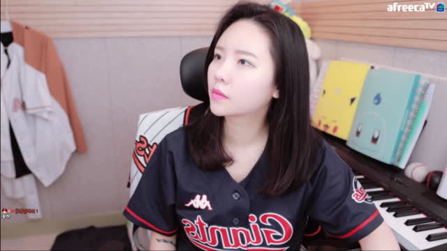 롯데vslg 롯데편파서울이 낳은 롯데의 딸 꽃겨울입니다 아직 가능성 있다는게 학계의 정설 Soop Vod