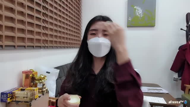 185일 ♥︎일하면서 소통♥︎🍫빼빼로데이🍫 노래들으러와요~고정팬구함 소통상담고민청주스쿼트얼평신입노래음악