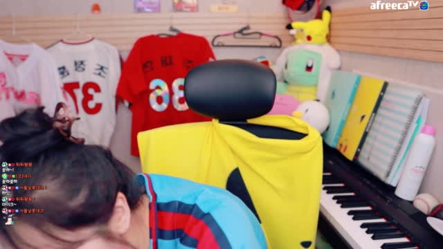 롯데vs삼성 롯데편파서울이 낳은 롯데의 딸 꽃겨울입니다 다 돌아왔다 이제 연승간다 다 주거따 아프리카tv Vod
