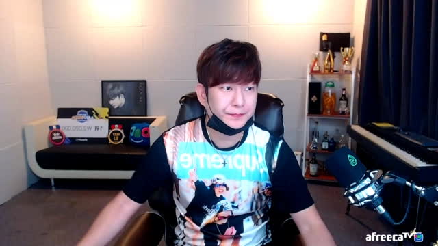 내일버스킹 가수 더레이형이 함께해주십니당 음방음악라이브mc아뮤소뮤지컬가수부천스뮤라댄동단장태우ccm