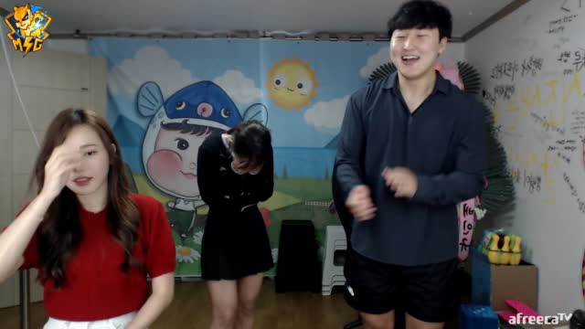 [클립]MSG 스타판으로 오려고하는 여캠들 | SOOP VOD