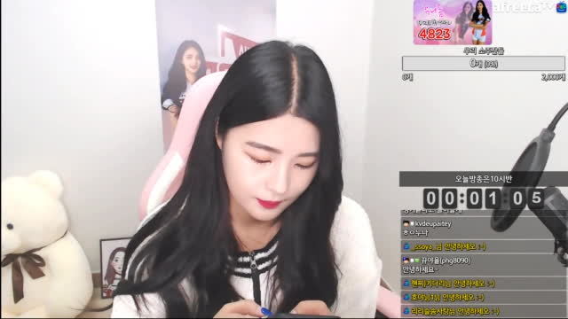 신입 치어리더 여캠 47일차! 슬하 슬하!!! | SOOP VOD