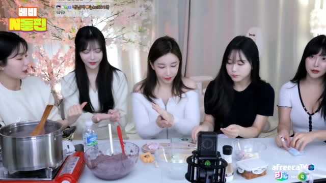 [클립]베비N돌핀-쿡방7 | SOOP VOD