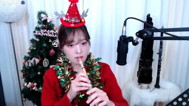 [클립][PGW][피리부는영이]💖성탄절 메들리 #향피리💕 | SOOP VOD