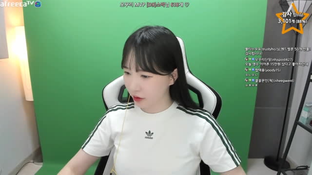 꿀몬 x 럭뜨 치킨시 500개 미쑌환용입니당 ^^7 | SOOP VOD