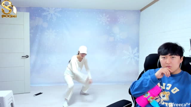 [클립]쭈루리 - 으르렁 [EXO] | SOOP VOD