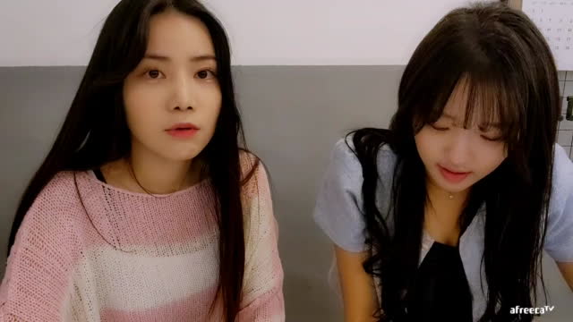 철기대 유복실X슈갱 친해지길Bㅏ래.. | SOOP VOD