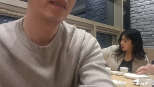 포트리스 련이 힐링 대게먹방 게스트 소통ok | SOOP VOD