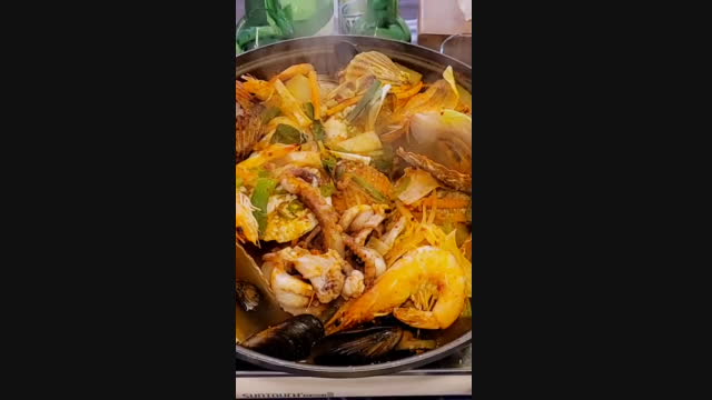 캐치 생달려가영ㅋㅋ방송소래포구바우포차해물탕 전복버터구이 튀김 등맛집탐험먹방시장통여행공포흉가엽기먹방