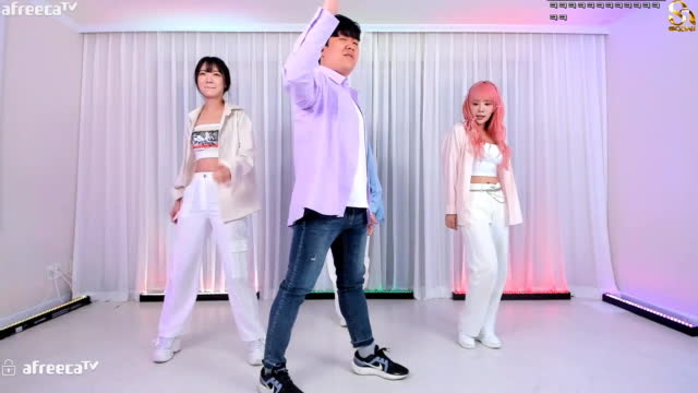 [캐치]수니콘 ️ Dynamite-BTS NSW 퀸다미x류하x깅예솔 객원 나는상윤 화이트팀 댄스 | 아프리카TV VOD