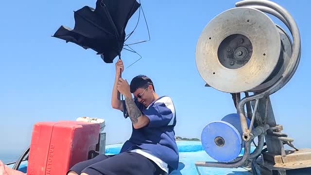 왜이러는걸까🤣배🚤타고 무인도 가는중 캐치 설씨⛑️자급자족 무인도1일차 챙긴게없다팀전생존 아프리카tv Vod